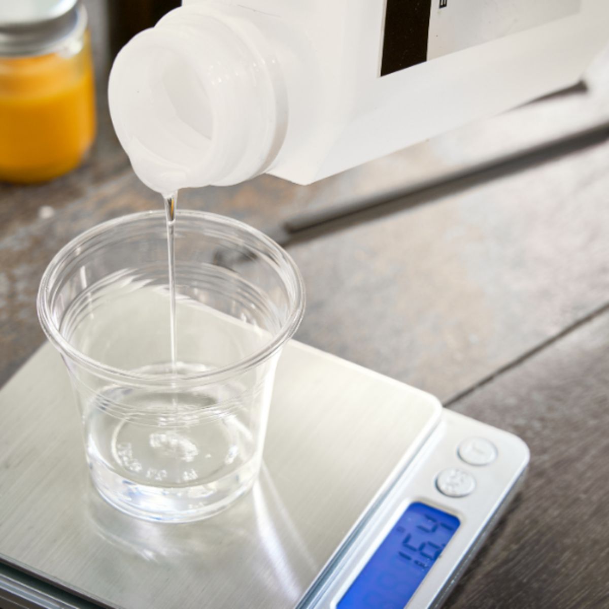 What are epoxies resins? - Managing Composites